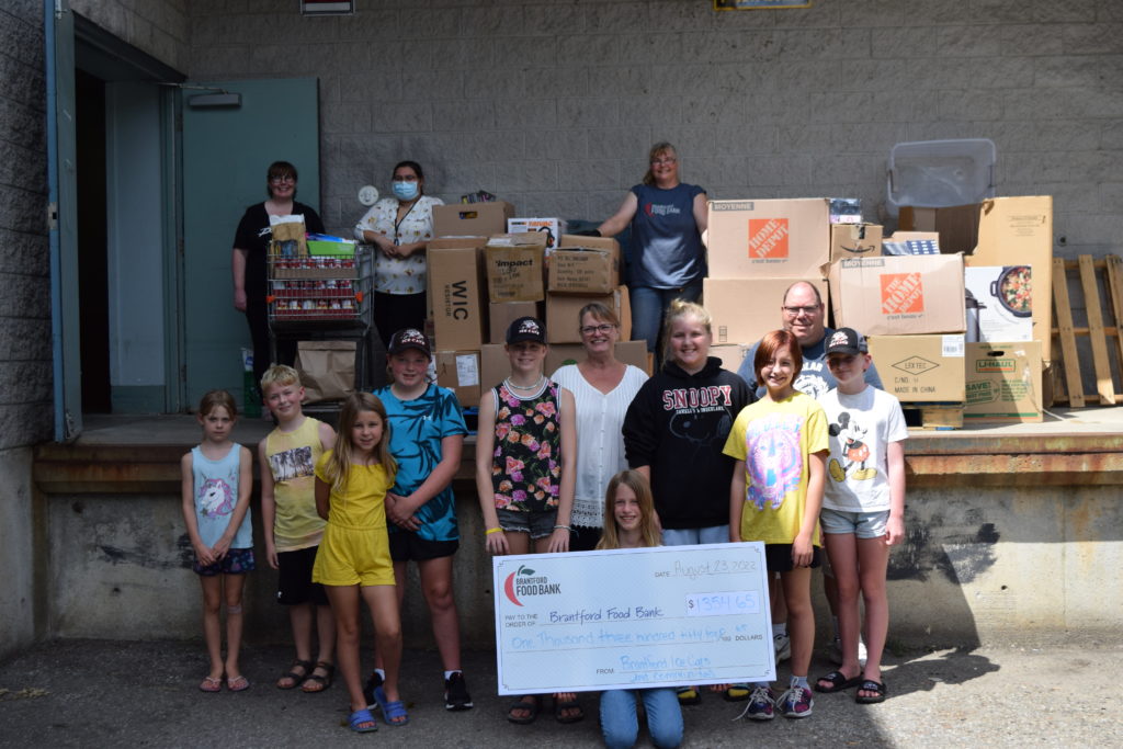 Ice Cats make donation to Brantford Food Bank | BrantBeacon