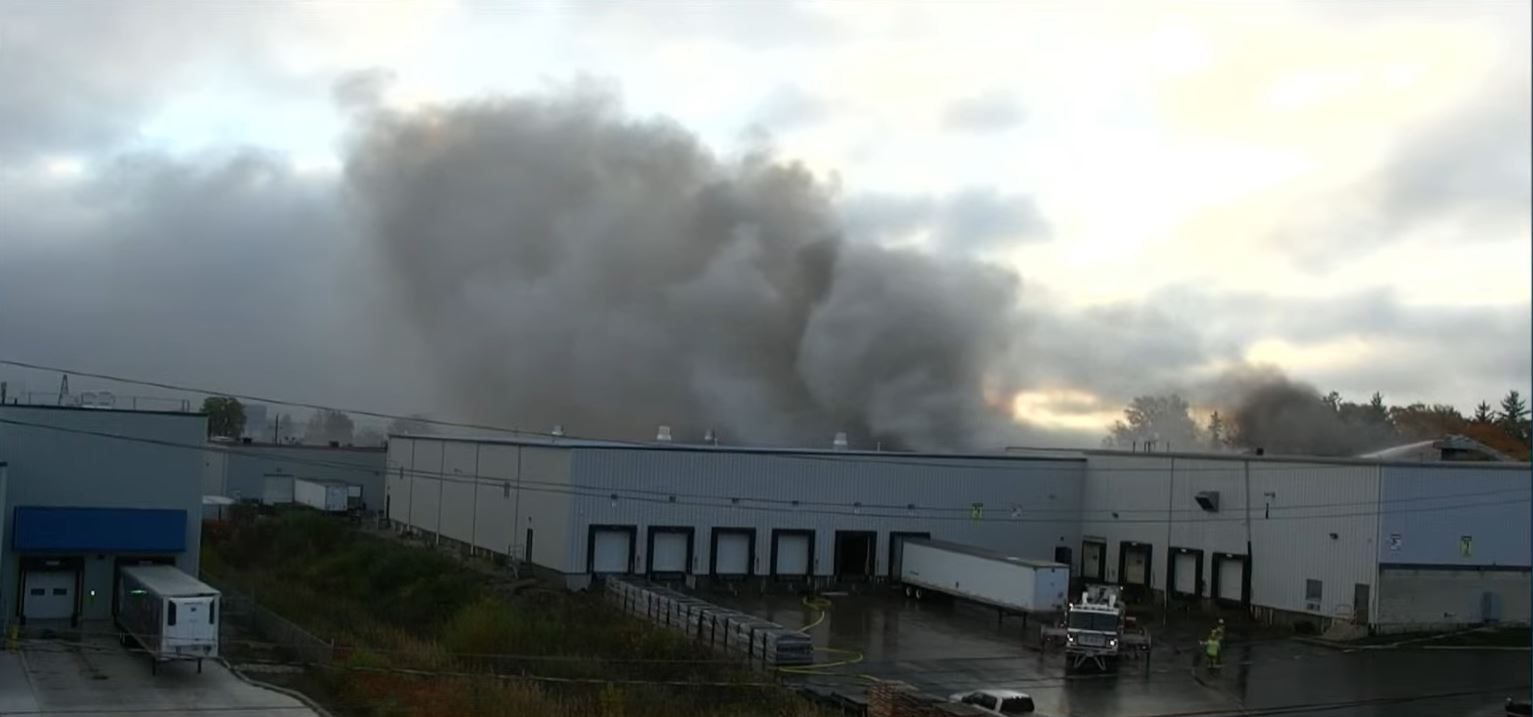 Large fire at rubber plant in Brantford continues to burn | BrantBeacon