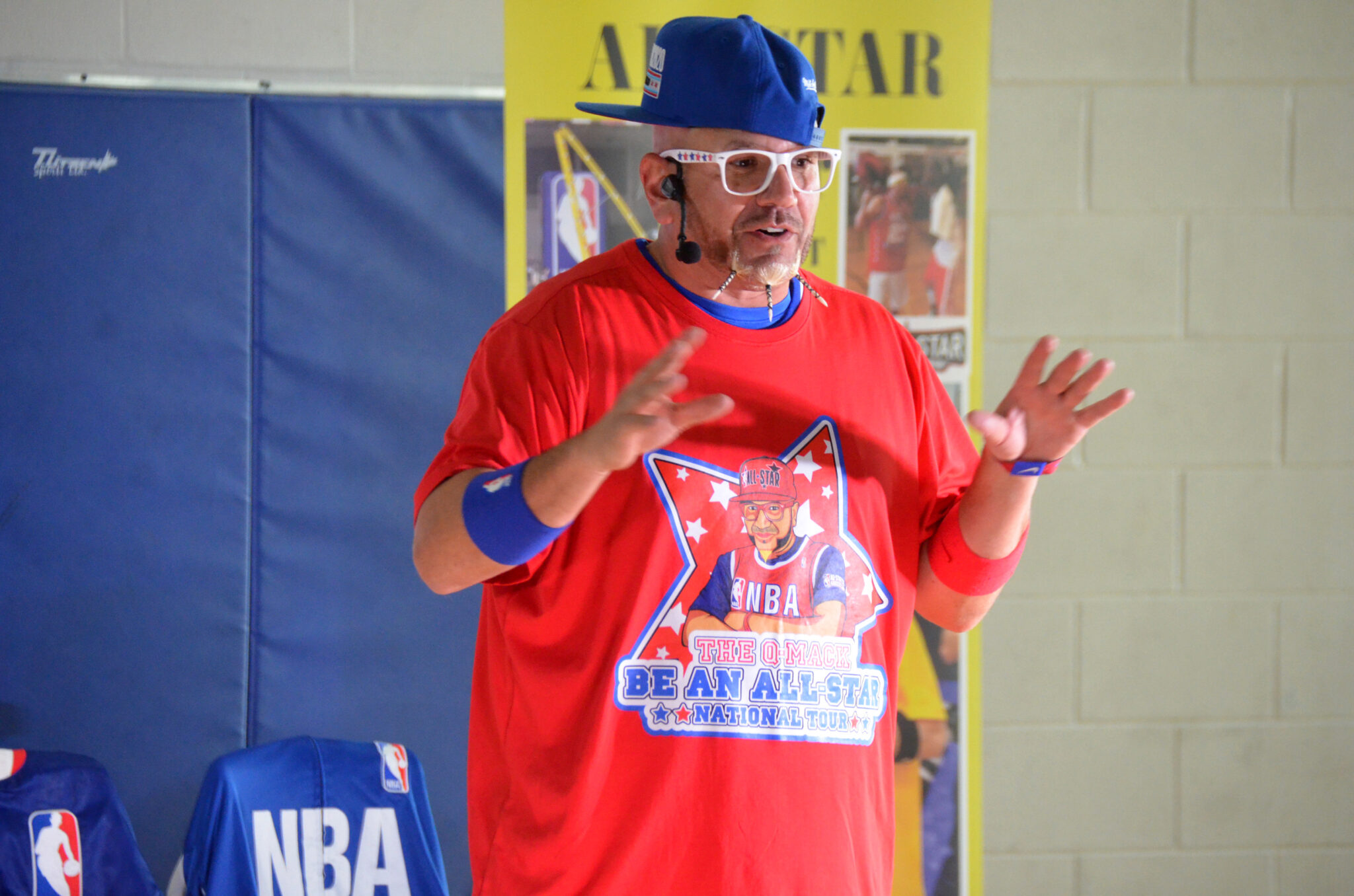 Hundreds attend Wayne Gretzky Sports Centre celebration | BrantBeacon