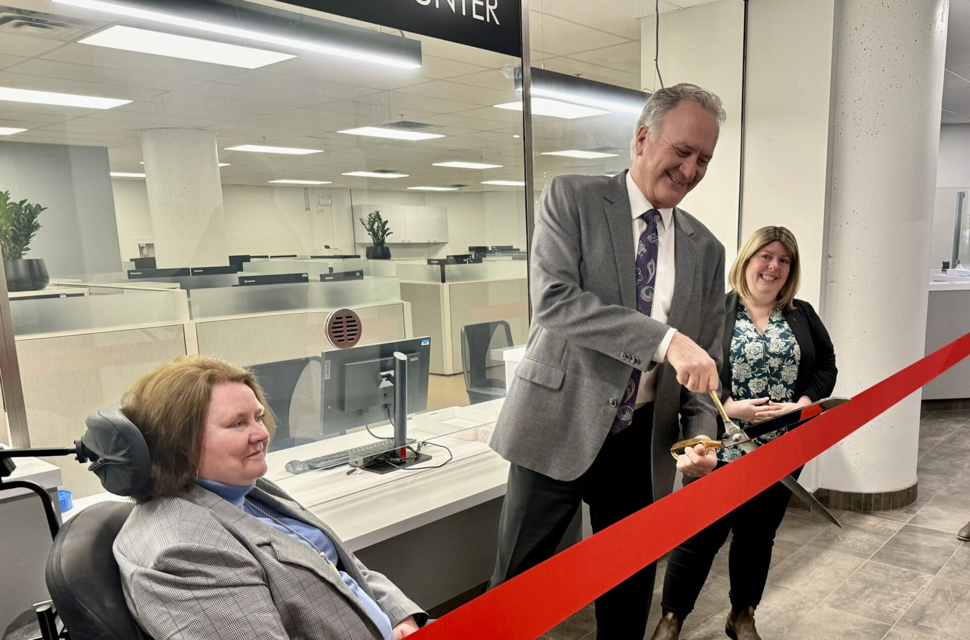 Brantford celebrates relocation of Ontario Works office | BrantBeacon