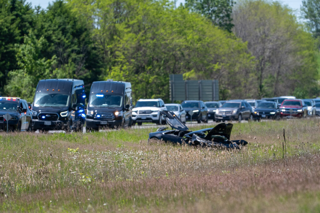 Driver hospitalized after collision on Highway 403 | BrantBeacon
